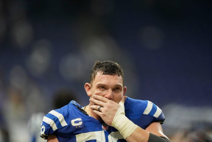 Colts Owner Sends Emotional Parting Message to Vikings' New Pro Bowler ...