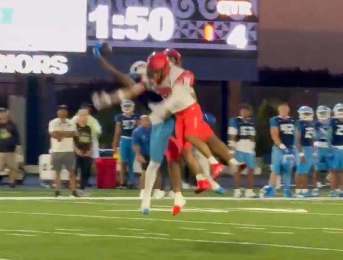 Oregon Freshman Dakorien Moore Wows Travis Hunter with Sensational Catch - Athlon Sports