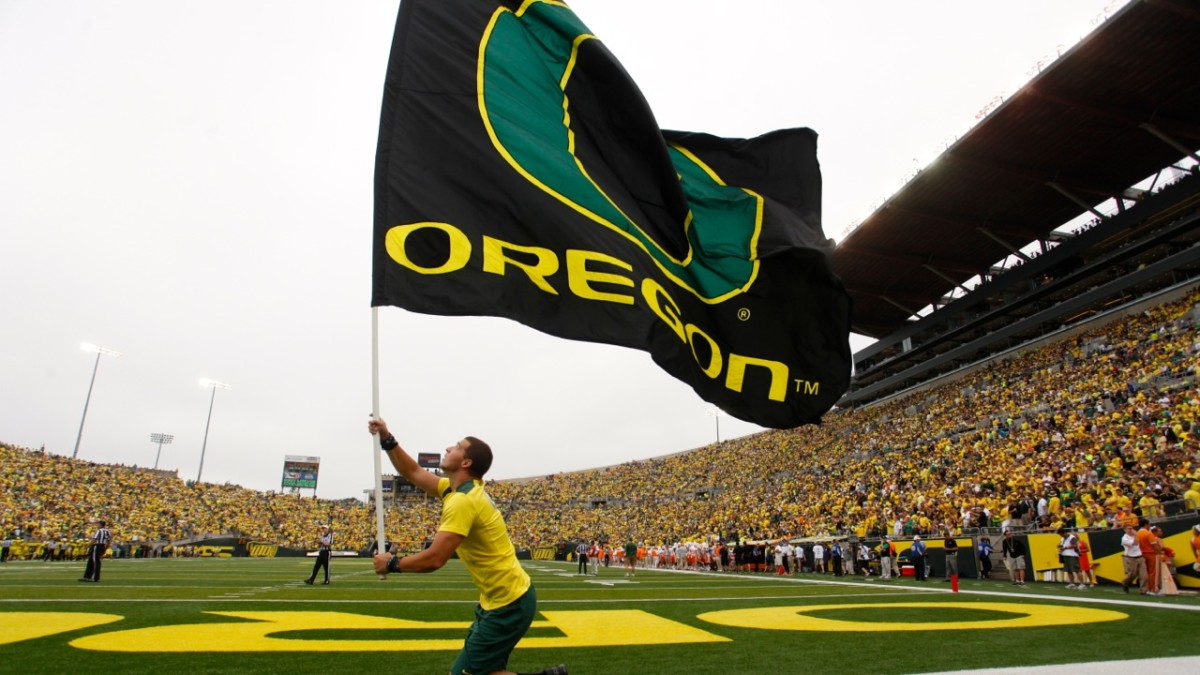 Which Teams Are Closing On Their First National Championship? - Athlon ...