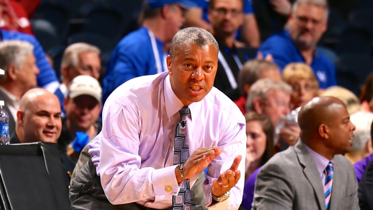 Weekly Tipoff: Who is the nation's most underrated freshman? - Athlon ...