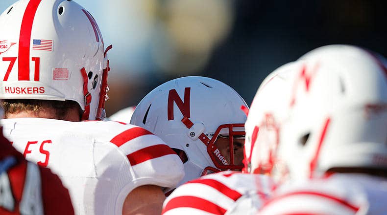 An Open Letter to Big Ten Referees - Athlon Sports