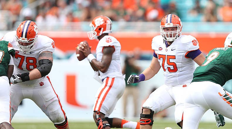 College Football's Top 40 Offensive Lines for 2016 - Athlon Sports
