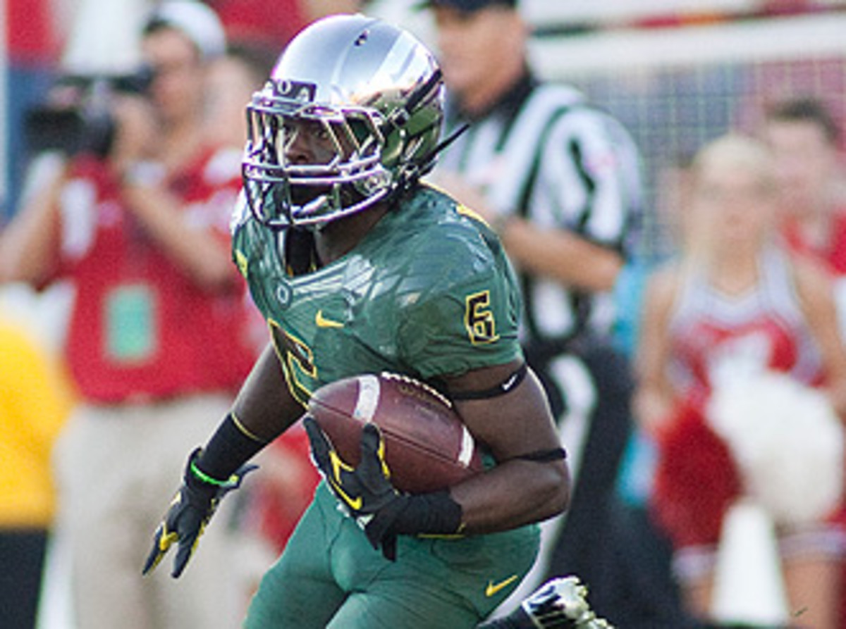 USC or Oregon: Which Team Wins the Pac-12 in 2012? - Athlon Sports