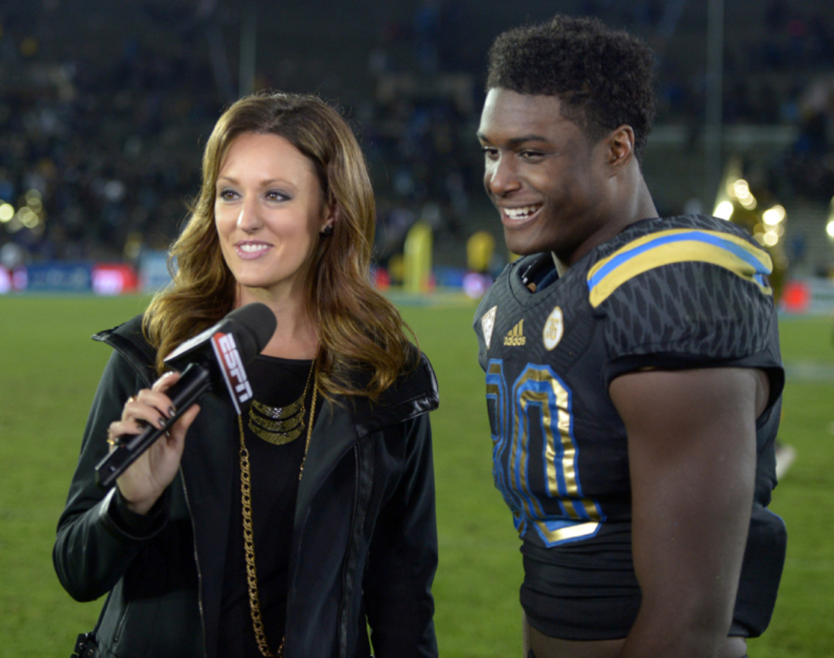 Football World Reacts To Allison Williams' Announcement - Athlon Sports