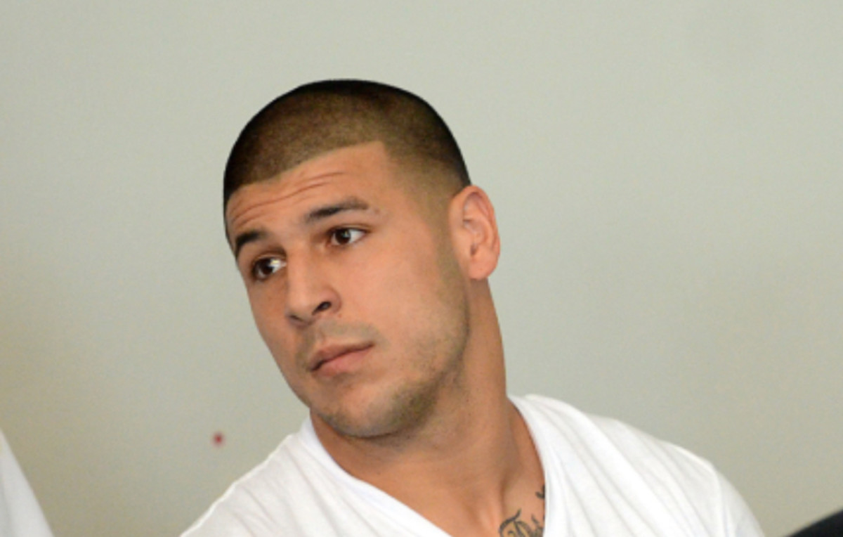 Fans Distraught Over Aaron Hernandez's Brother's Two-Word Message For ...