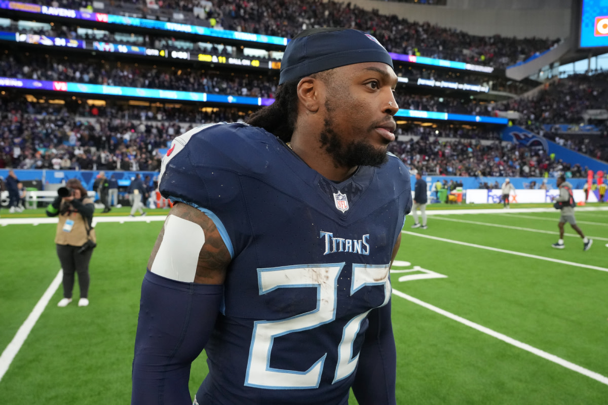 Derrick Henry Shreds Titans Writer To Pieces With Six-Word Message ...