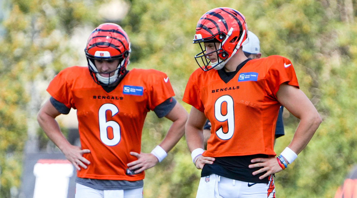 NFL Quarterback Rooms Ranked 1-32 - Athlon Sports