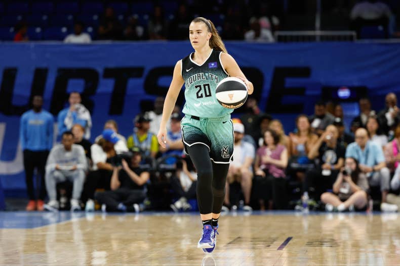 Sabrina Ionescu Drops Sincere Advice For Caitlin Clark, Angel Reese ...