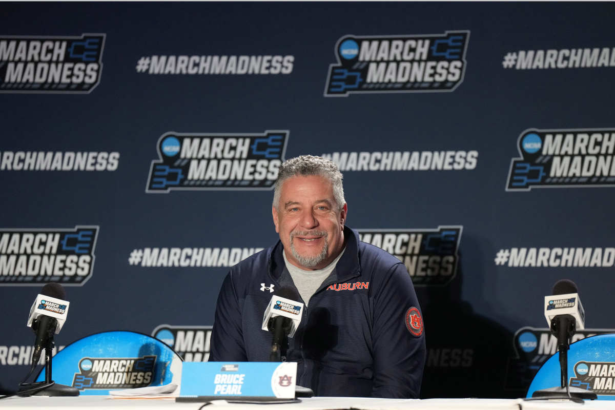 Eye-Opening Fact About No. 1 College Basketball Team and Top NBA Team ...