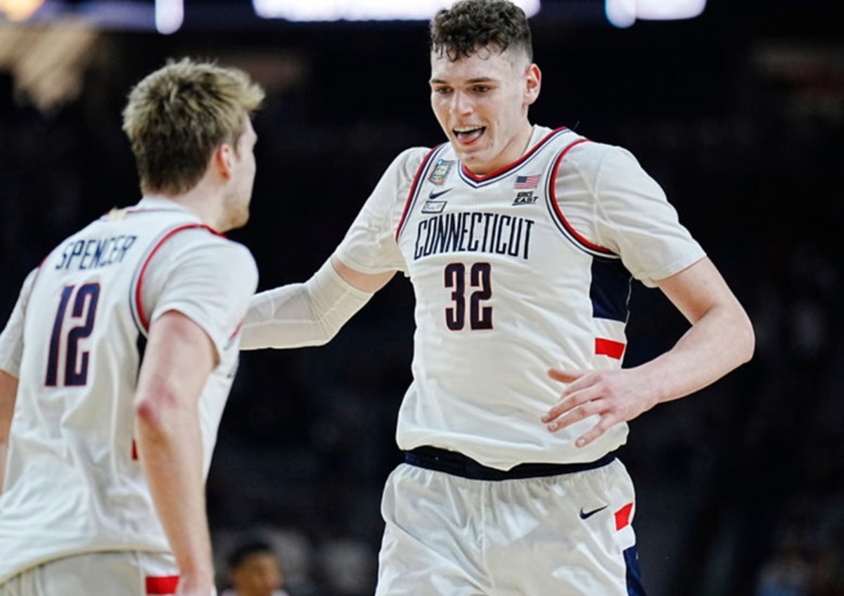 Five Reasons Pistons Should Take Donovan Clingan in 2024 NBA Draft ...