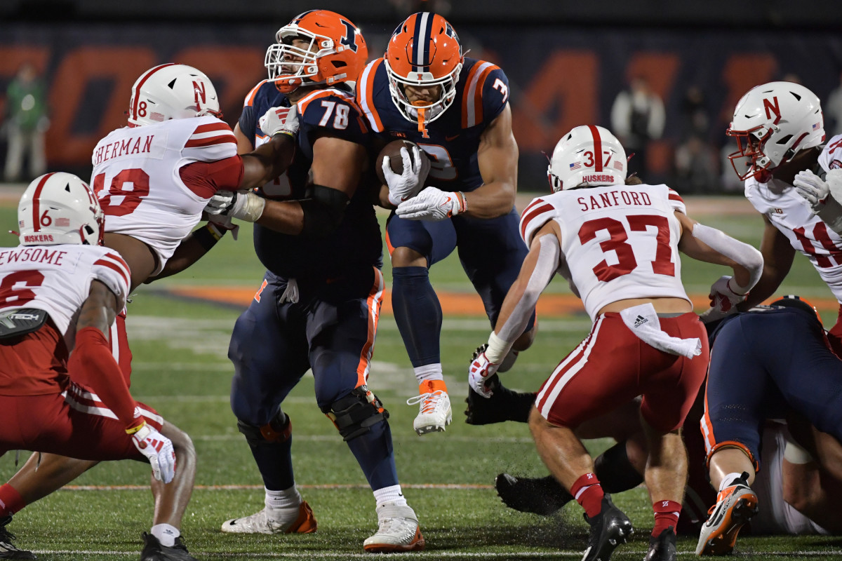 Illinois Football: 2024 Fighting Illini Season Preview and Prediction ...