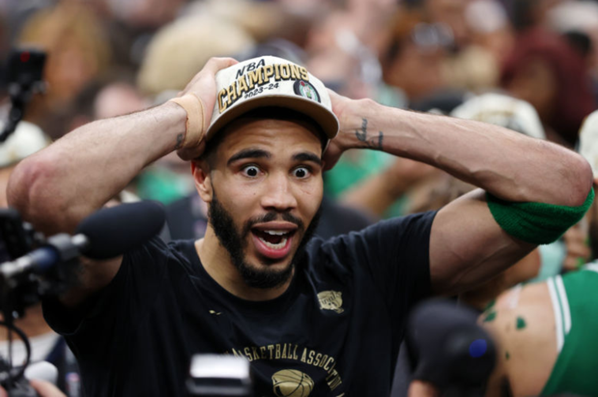 Celtics' Star Jayson Tatum Turns Heads With New Tattoo - Athlon Sports Celtics' Star Jayson Tatum Turns Heads With New Tattoo - Athlon Sports