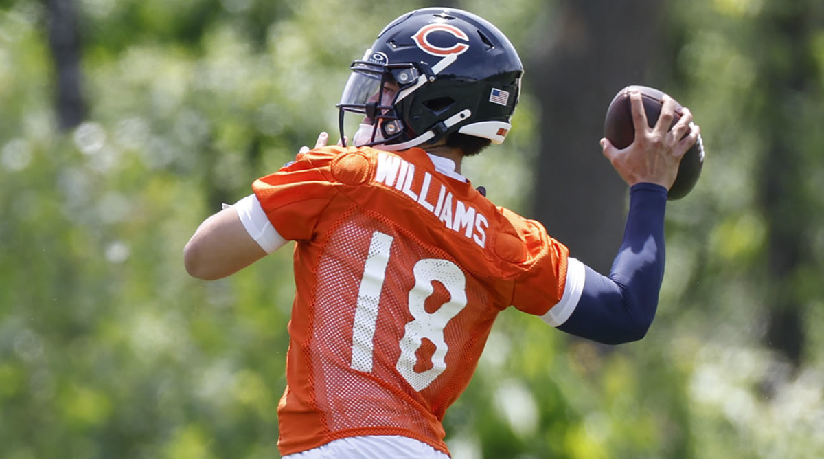 Bears QB Caleb Williams Goes Viral For Incredible Training Camp Pass ...