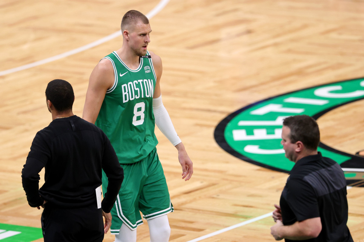 Kristaps Porzingis Sends Message After Injury in Game 2 - Athlon Sports