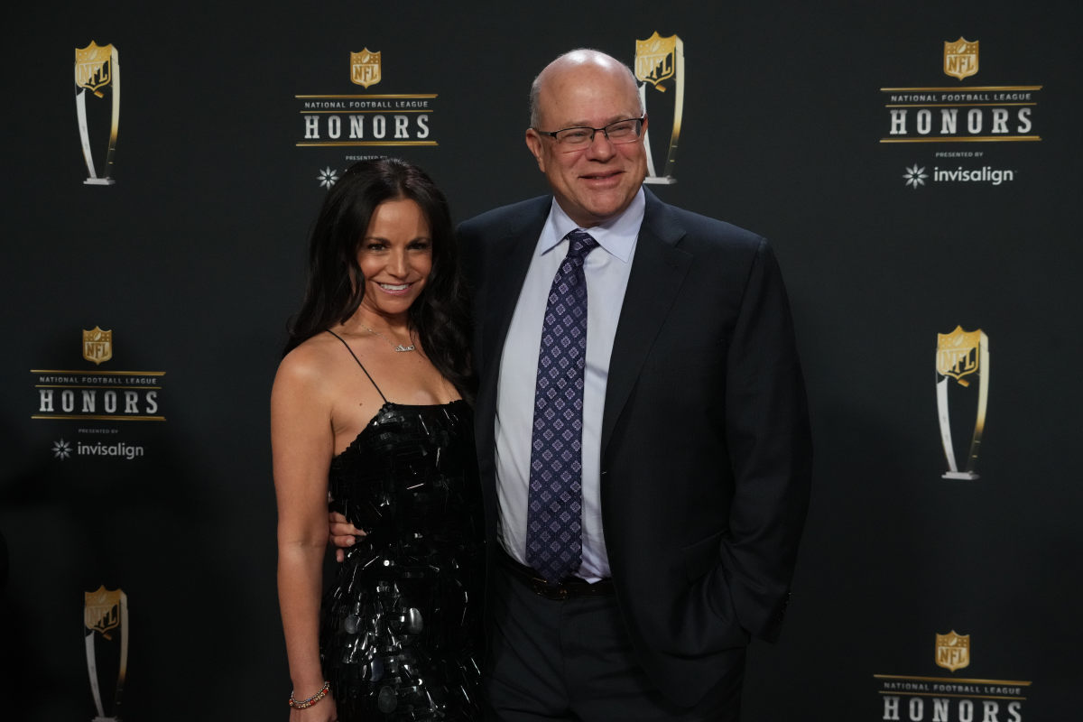 Fans In Disbelief Over Video of NFL Owner's Wife Assisting with Draft ...