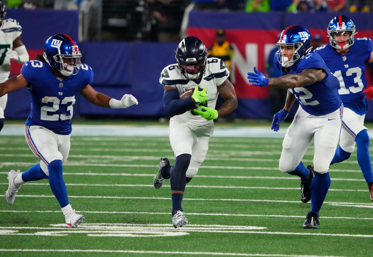 NFL Free Agents: The 10 Best Players Left on the Market - Athlon Sports