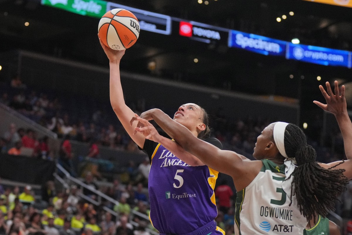 WNBA Star Dearica Hamby Makes Clear Caitlin Clark Statement - Athlon Sports