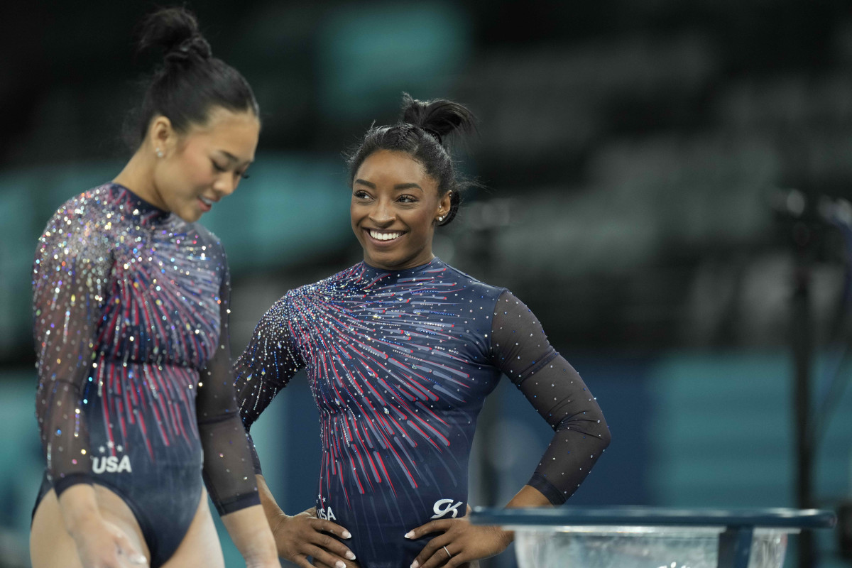 Simone Biles Makes Her Opinion Of Olympic Coaches Unmistakably Clear ...