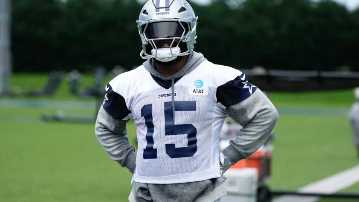 Dallas Cowboys at Camp VIDEO: Ezekiel Elliott - No. 1 RB - Shows Zip Vs ...