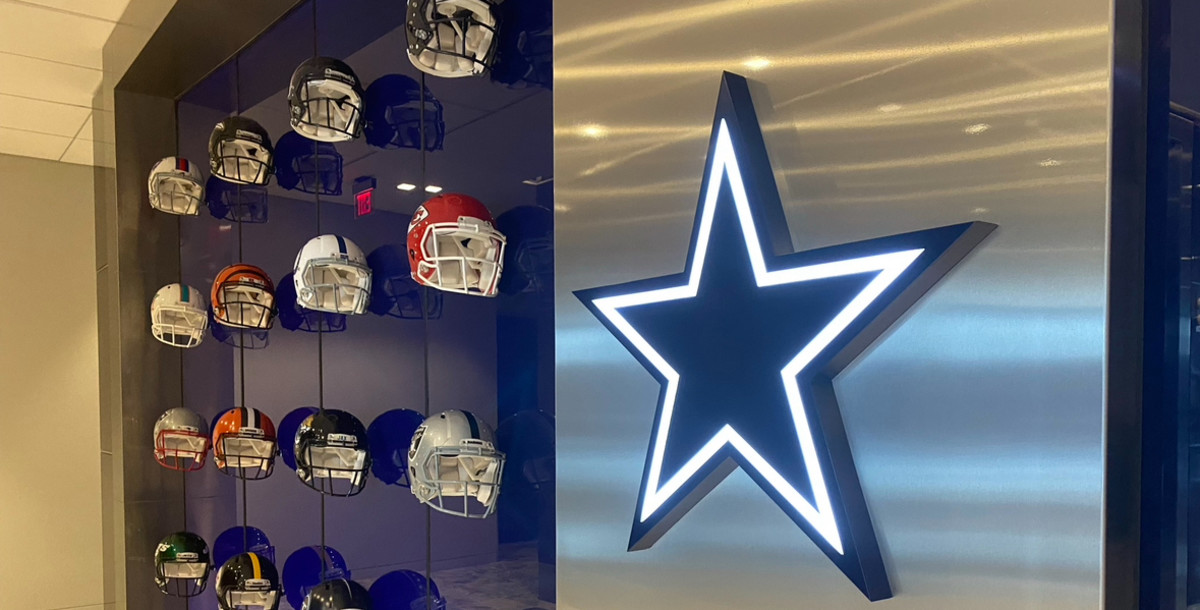 Dallas Cowboys Free Agent Visitor Tyus Bowser Signs With Seahawks ...