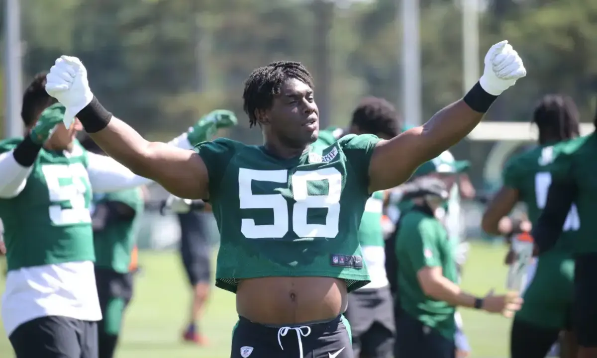 Dallas Cowboys Cut Carl Lawson; Should New York Jets Re-Sign? - Athlon ...