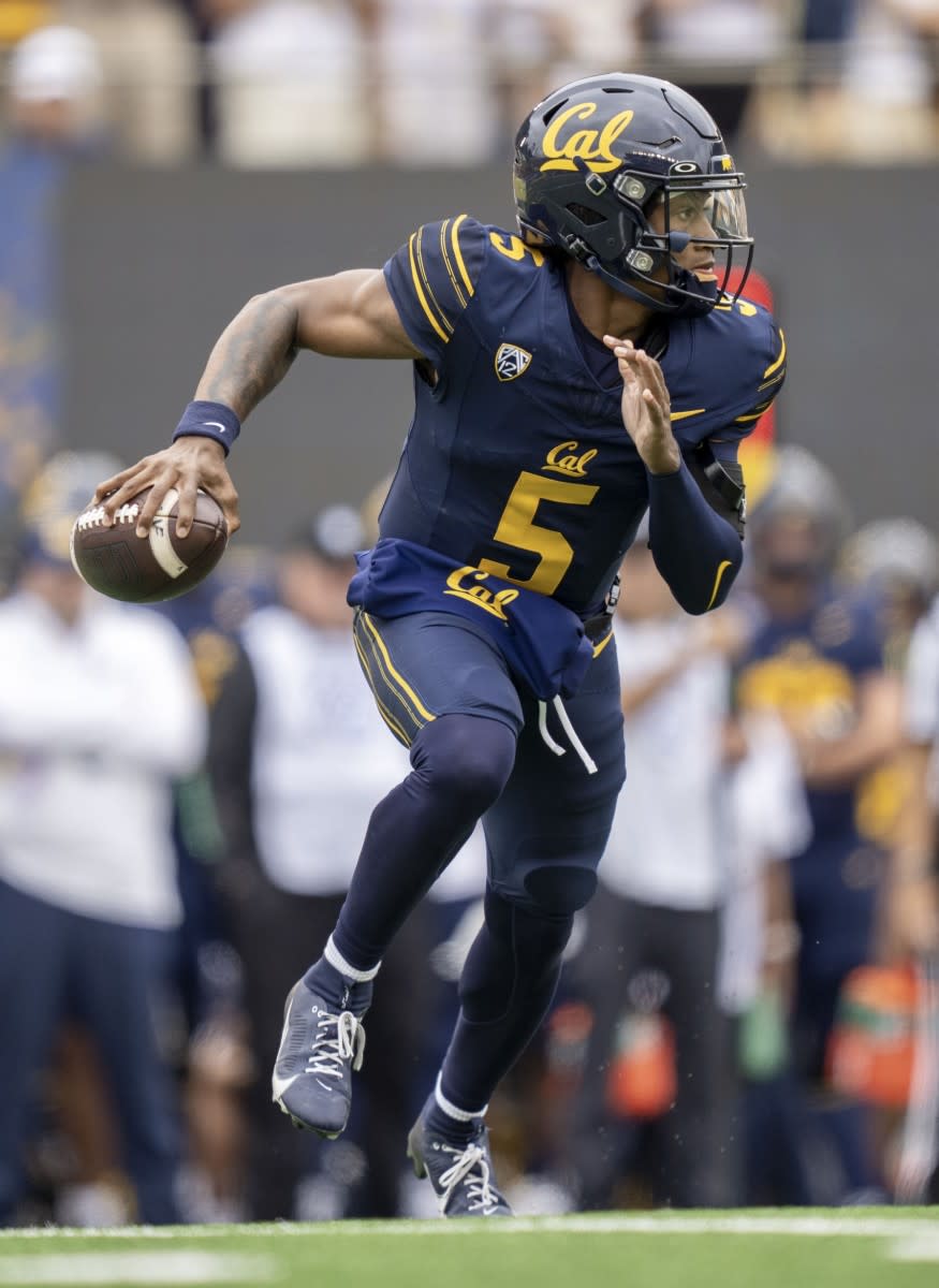 Sam Jackson V Makes An Impressive Grab In Fall Camp - Athlon Sports