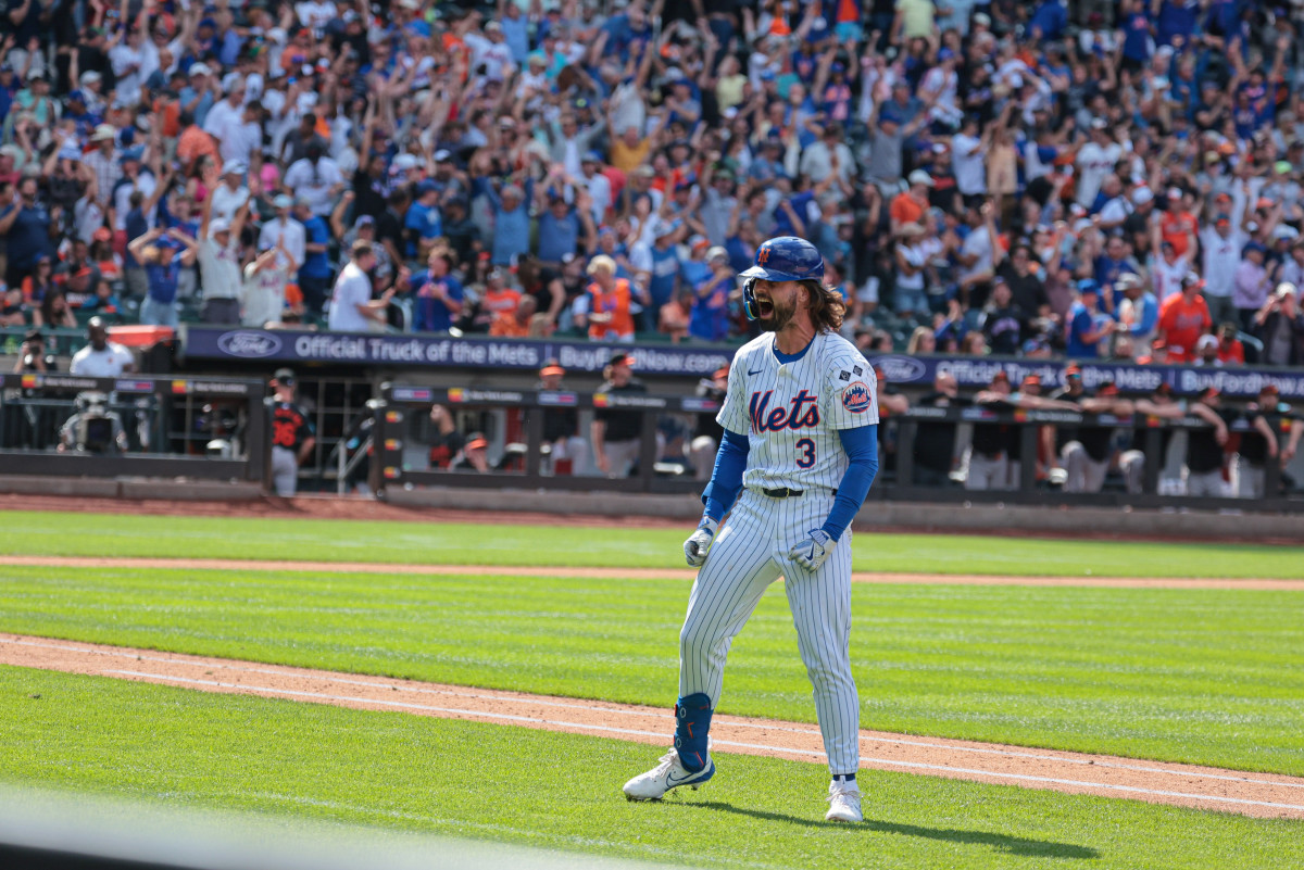 The New York Mets Win in Wild Fashion Again - Athlon Sports