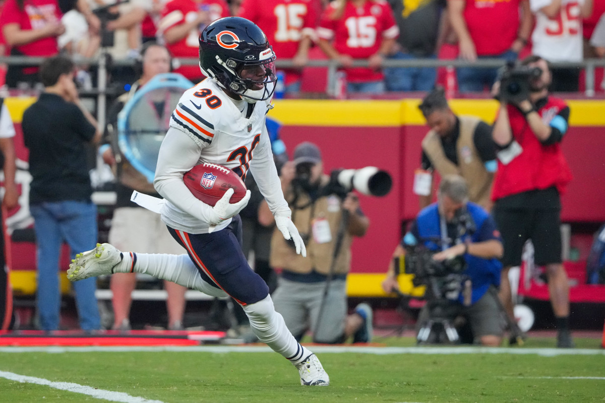 WATCH: Kansas City Chiefs Score TD vs. Chicago Bears After Series of ...