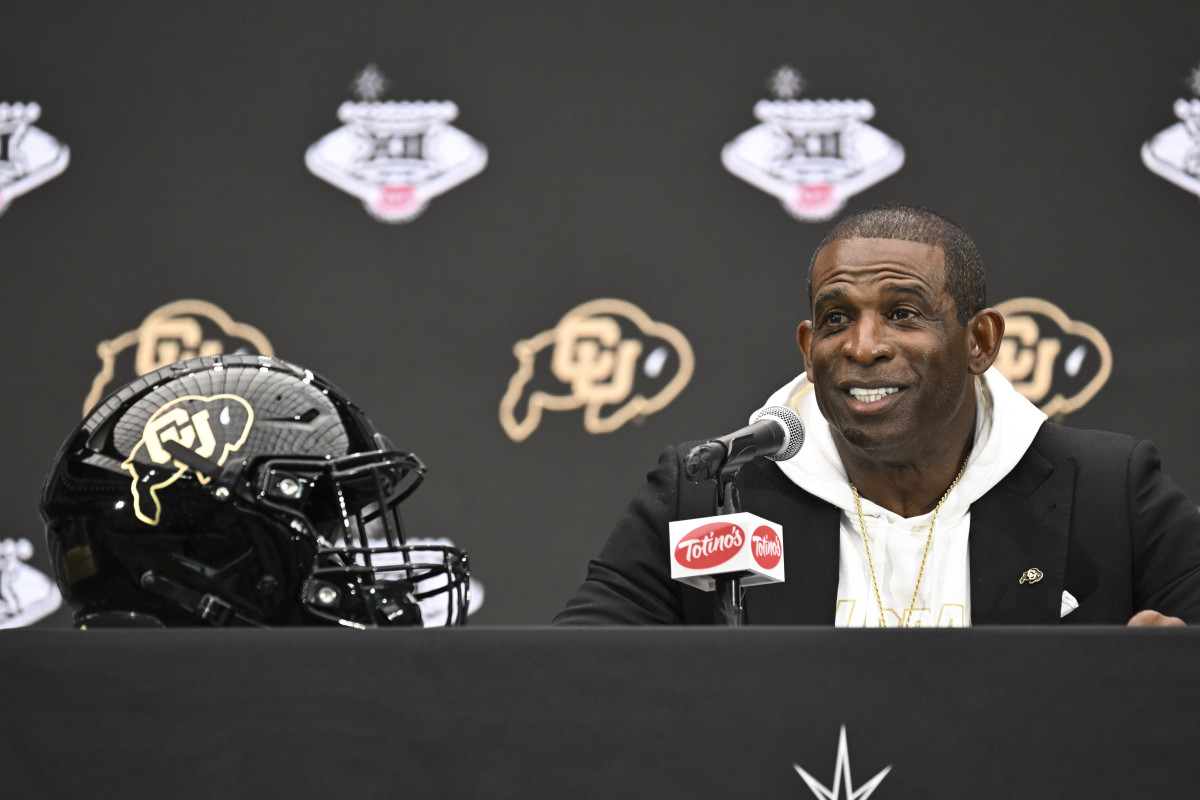 Deion Sanders Sends Strong Message to the Media Following 'Personal ...