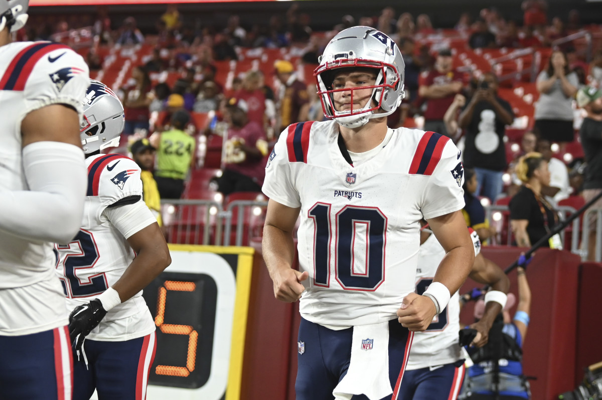 NFL Insider Reveals Patriots' Week 6 Starting QB Plans - Athlon Sports