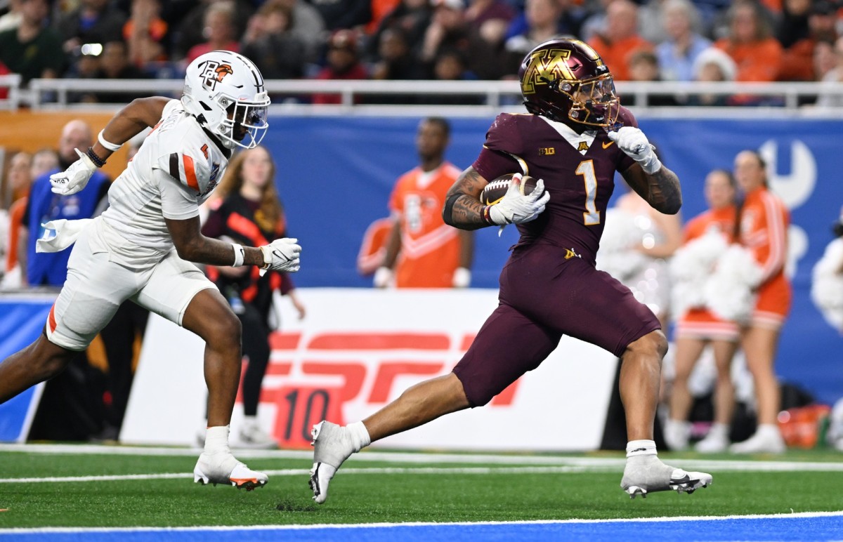 Report: Gophers RB Darius Taylor to make season debut vs. Rhode Island ...