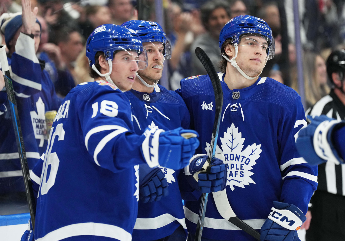 Maple Leafs' 1st-Round Pick Leaves Scrimmage With Head Injury - Athlon ...
