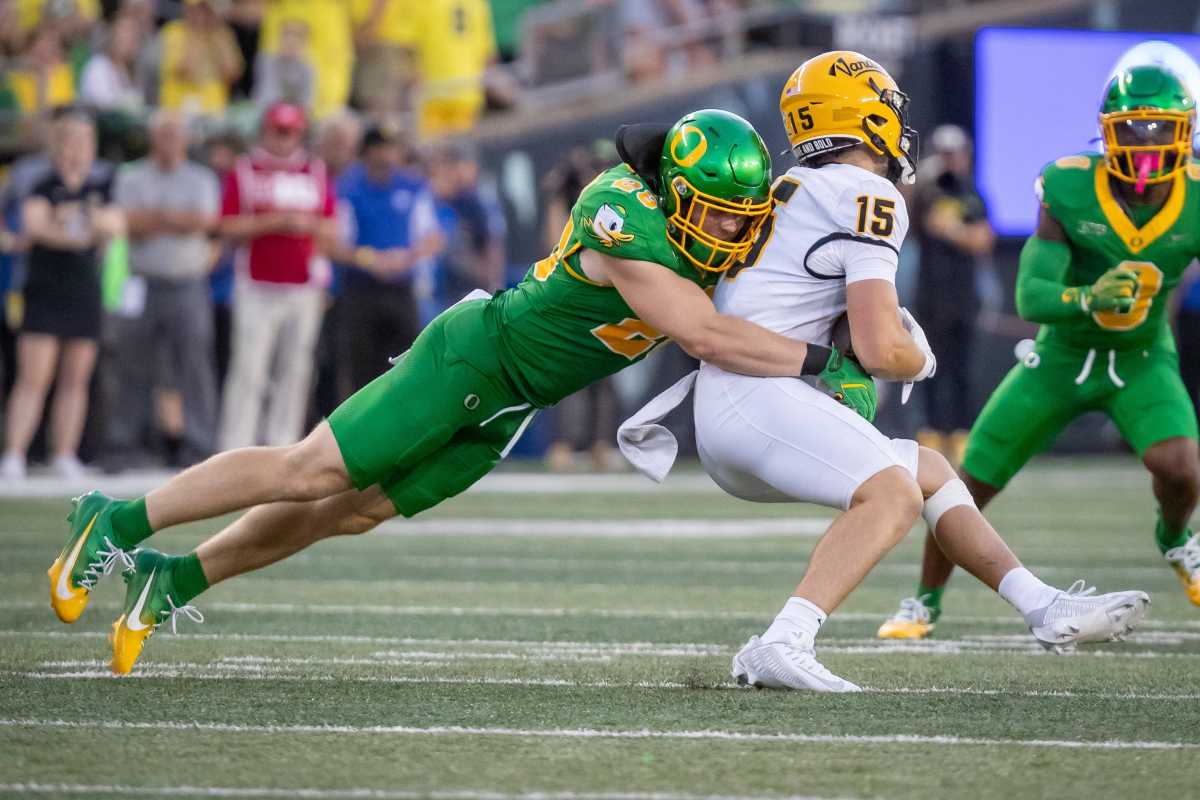 Joel Klatt Predicts Oregon Blowout Win Against Boise State: "I believe ...