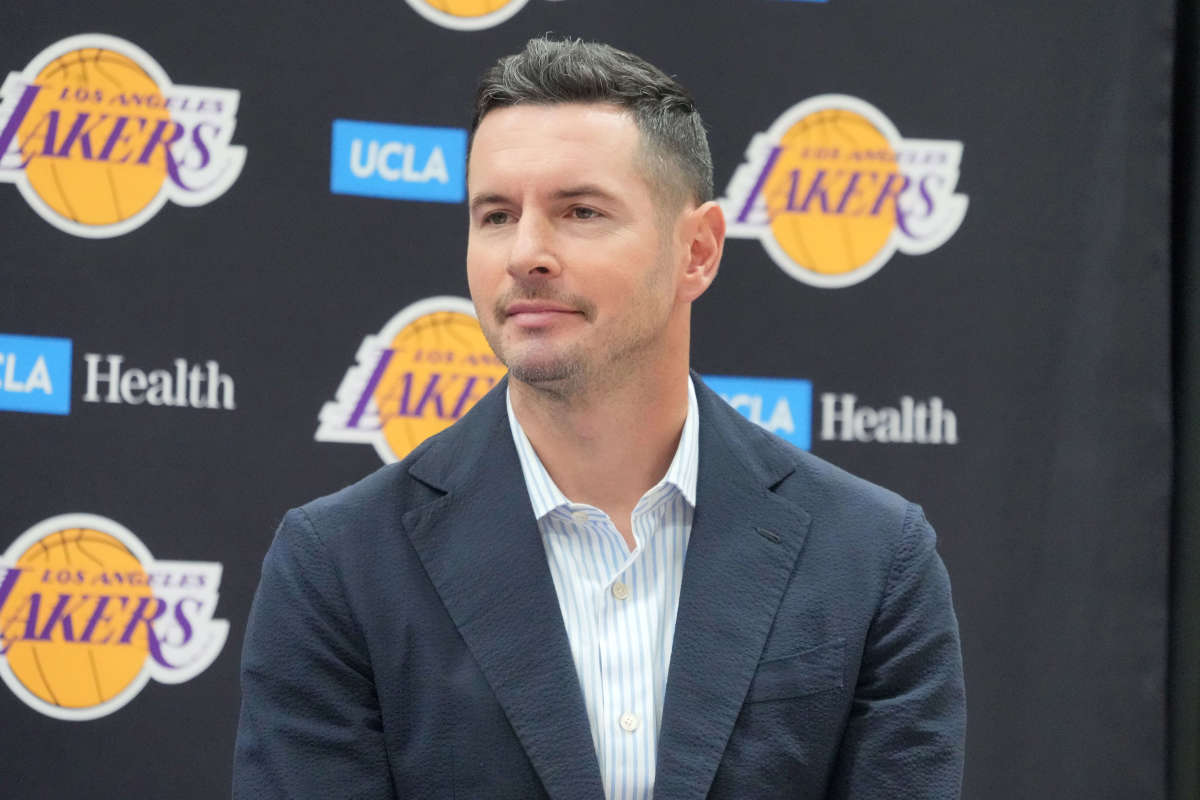 Lakers Rookie Gives Veteran-like Response to JJ Redick’s In-Game Question - Athlon Sports