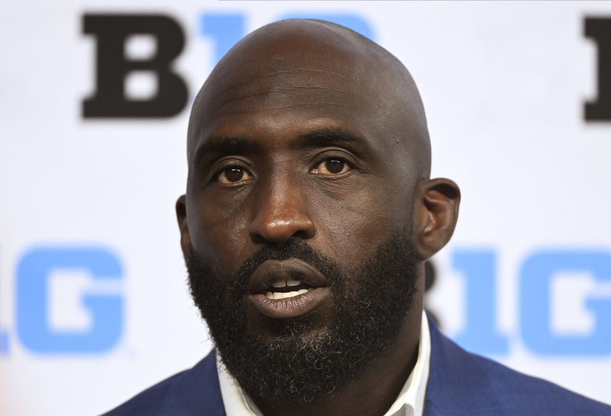 UCLA Football News: DeShaun Foster showed his decision-making prowess ...