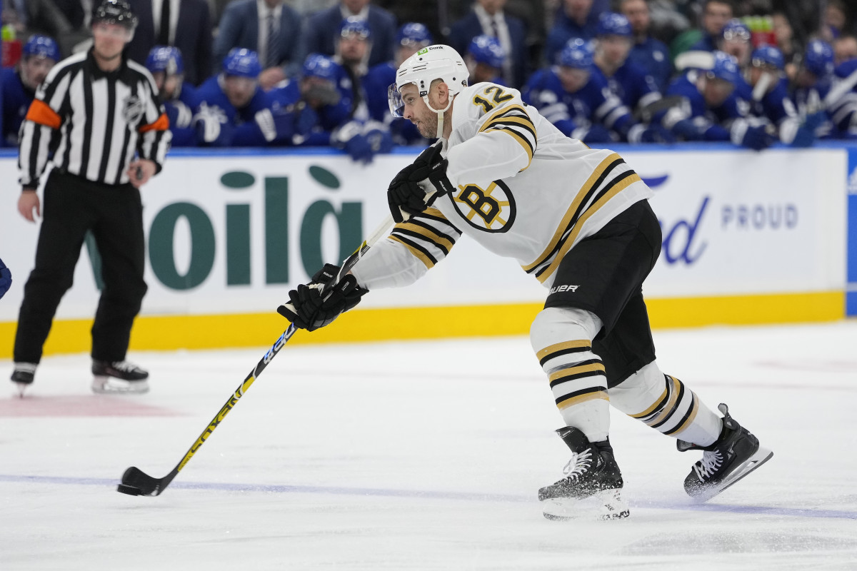 Oilers Linked to Former Bruins Free Agent Kevin Shattenkirk - Athlon Sports