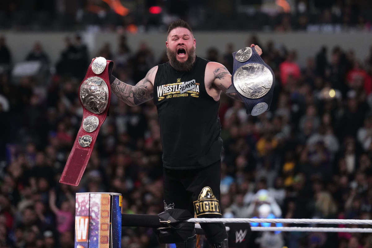 Kevin Owens Provides Concerning Injury Update - Athlon Sports