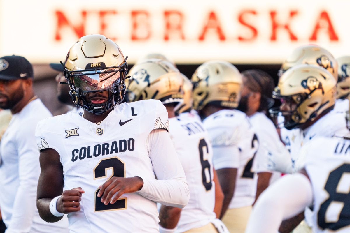 Colorado Buffaloes Football: Colorado Buffaloes’ QB Shedeur Sanders is ...