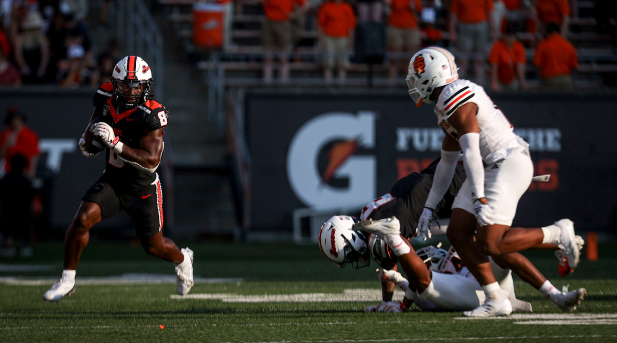 Oregon State vs. Oregon Prediction: Shaky Ducks Face Rival Beavers in Nonconference Tilt ...
