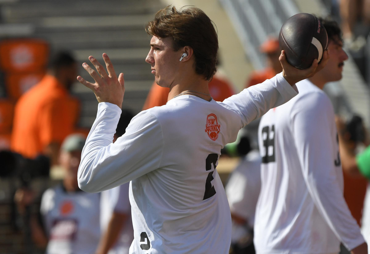 Everyone is Saying the Same Thing About Cade Klubnik During Week 4 ...