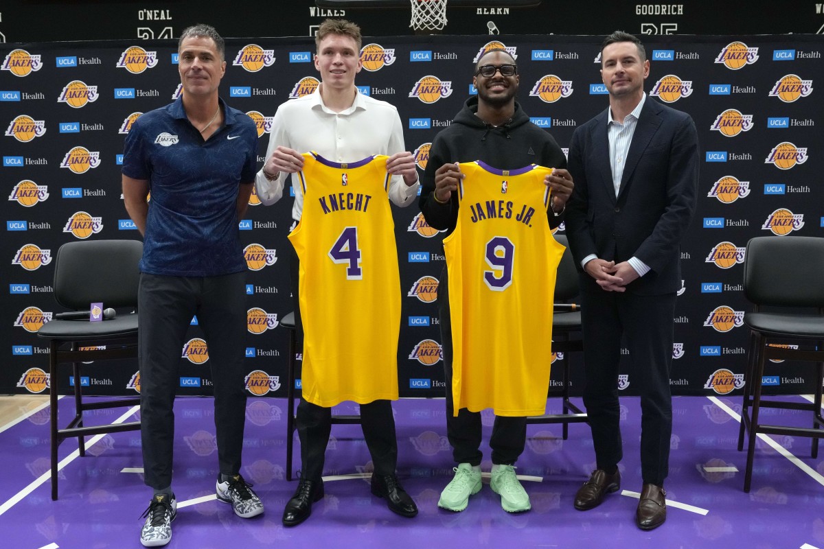 Los Angeles Lakers 2024-25 Season Preview: Same Superstars, New Coach - Athlon Sports