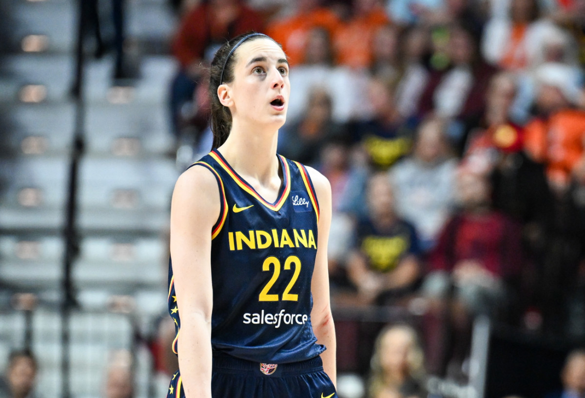 Everyone's Saying The Same Thing About Caitlin Clark After WNBA Rookie ...