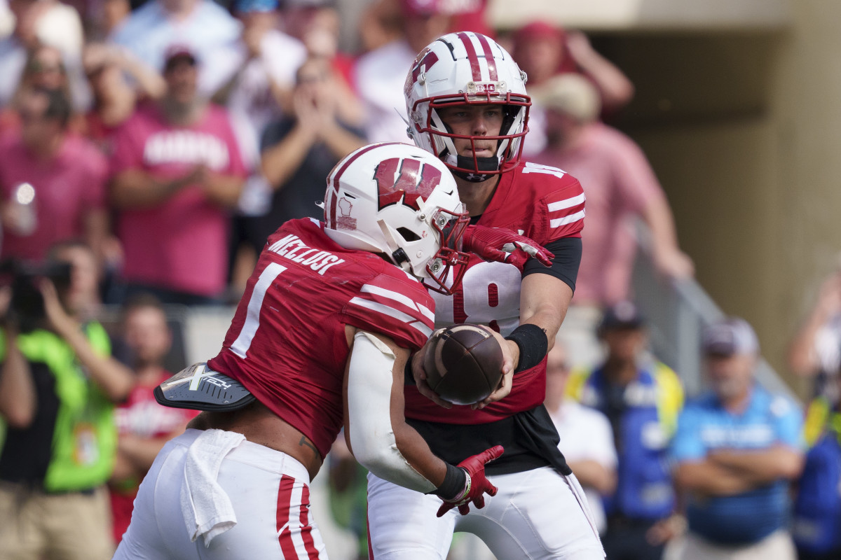 Wisconsin Football Keys to Victory vs. No. 13 USC - Athlon Sports