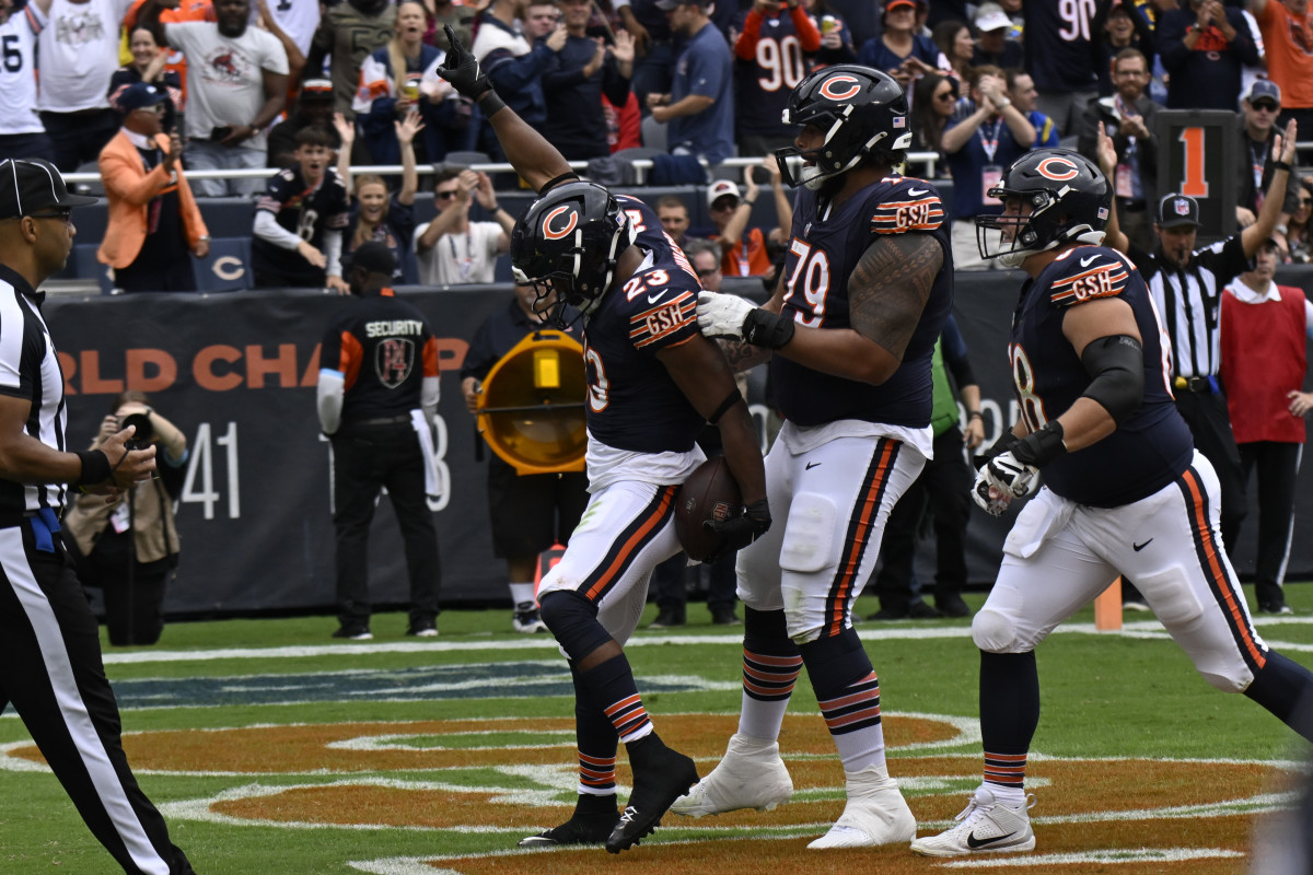 Bears offense comes alive, defense stays stout in bounce-back win over ...