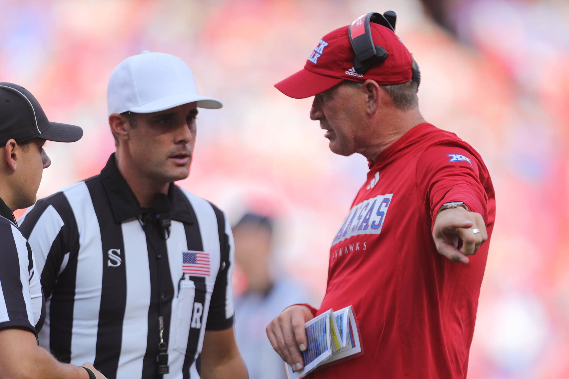 College Football Program Draws Embarrassing Crowd on Saturday - Athlon ...