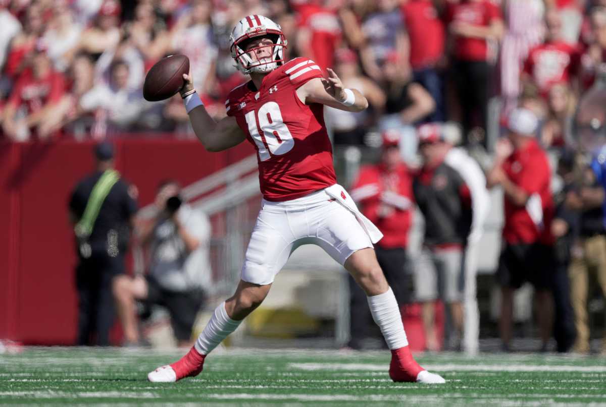 Wisconsin Football "Gets Right" Against Purdue with Five-Straight TDs ...