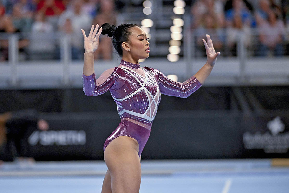 Olympic Star Suni Lee Turns Heads With New Year Message - Athlon Sports