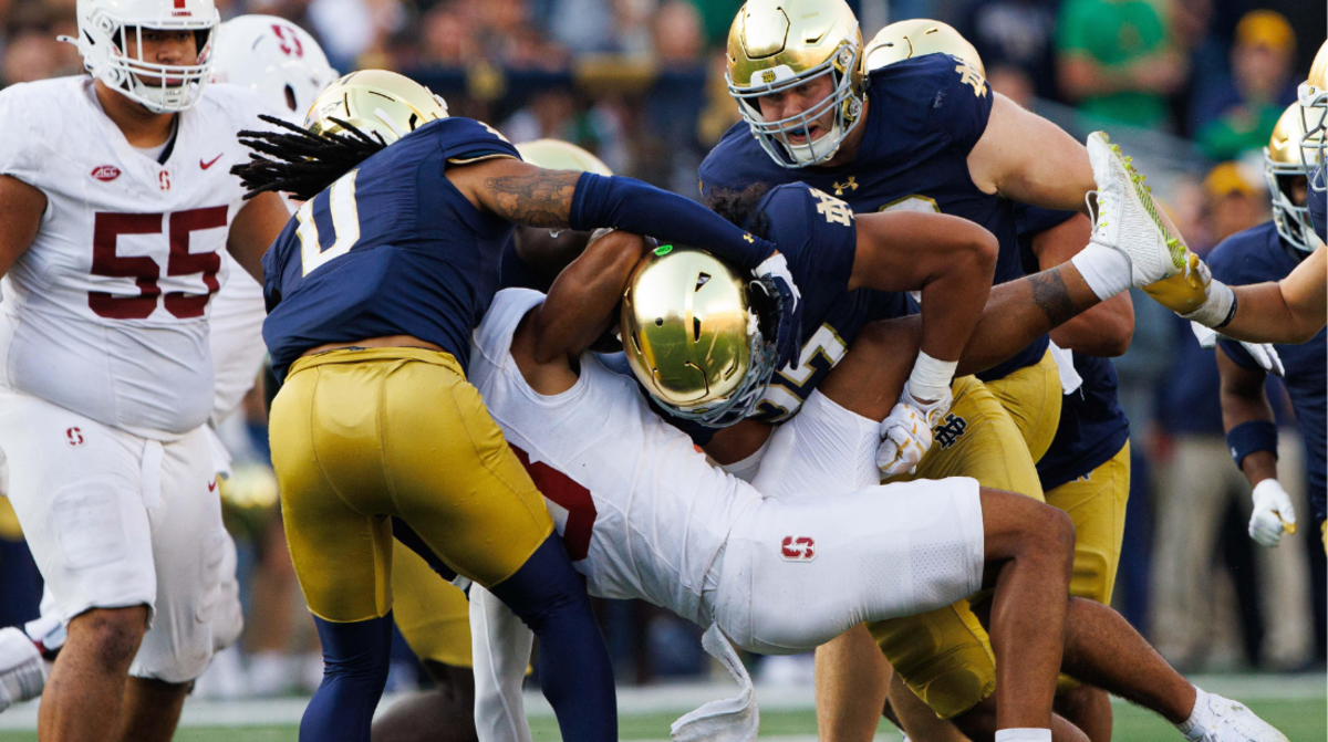 Notre Dame Falls To No 12 In The Latest Associated Press Poll Athlon