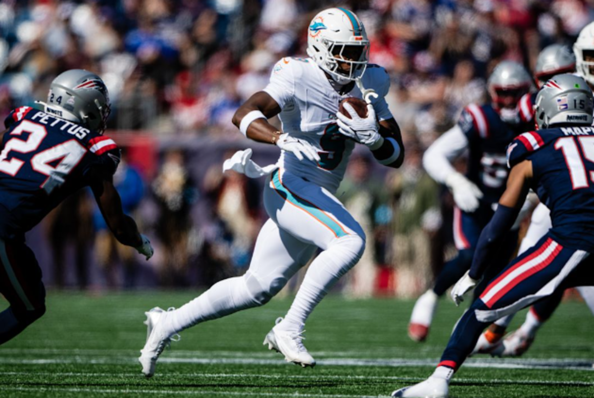 Dolphins Tight End Jonnu Smith looks to build on Week 5 victory ...