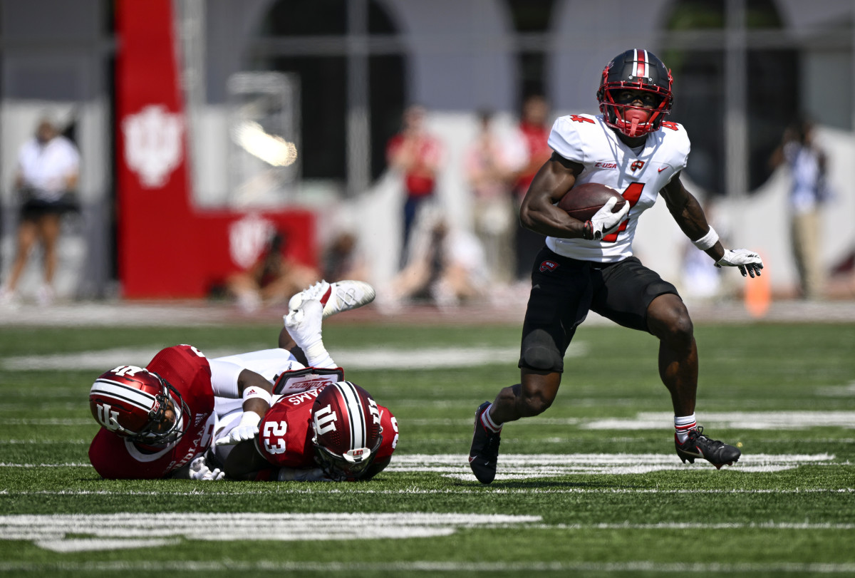 CUSA Top 5 Specialists 2023: #5 Michael Mathison - Athlon Sports